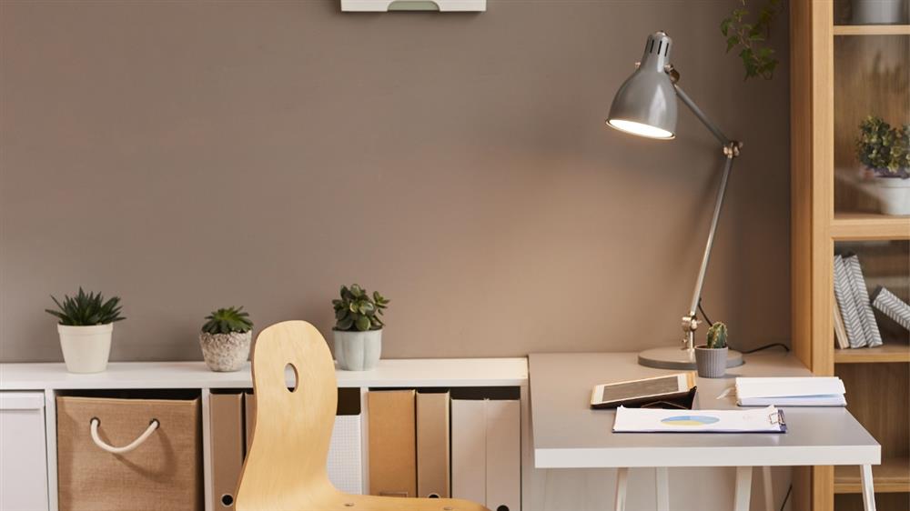 Innovative Lighting Designs for Modern Offices