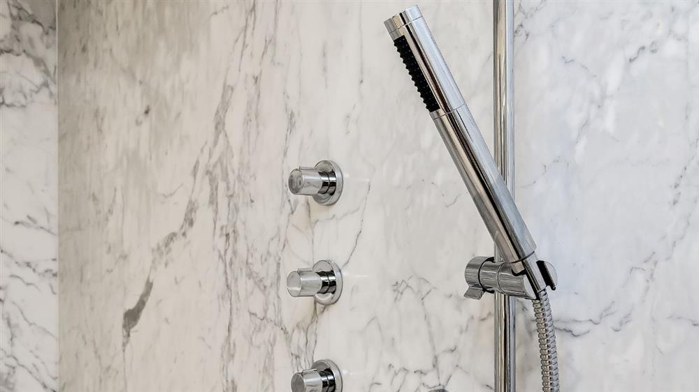 Guide to Choosing the Perfect Shower System