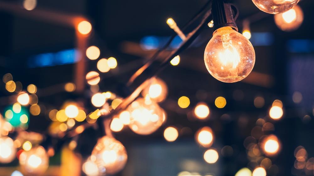 7 Ideas for Brightening Public Spaces with Outdoor Lighting